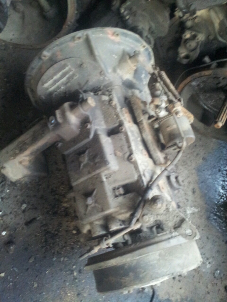 Used Truck Transmission Nissan UD PE6T NissanUD(PE6T)